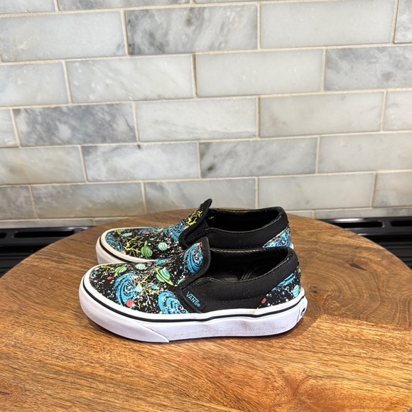Vans | Shoes | Vans Classic Cosmic Cruisers Kids Glowinthedark Slipon ...